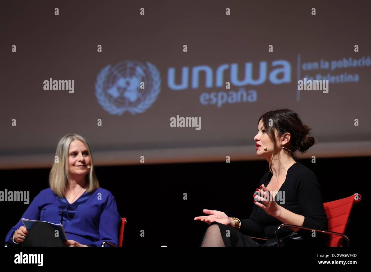 UNRWA Executive Director Raquel Martí (l) and Minister of Youth and ...