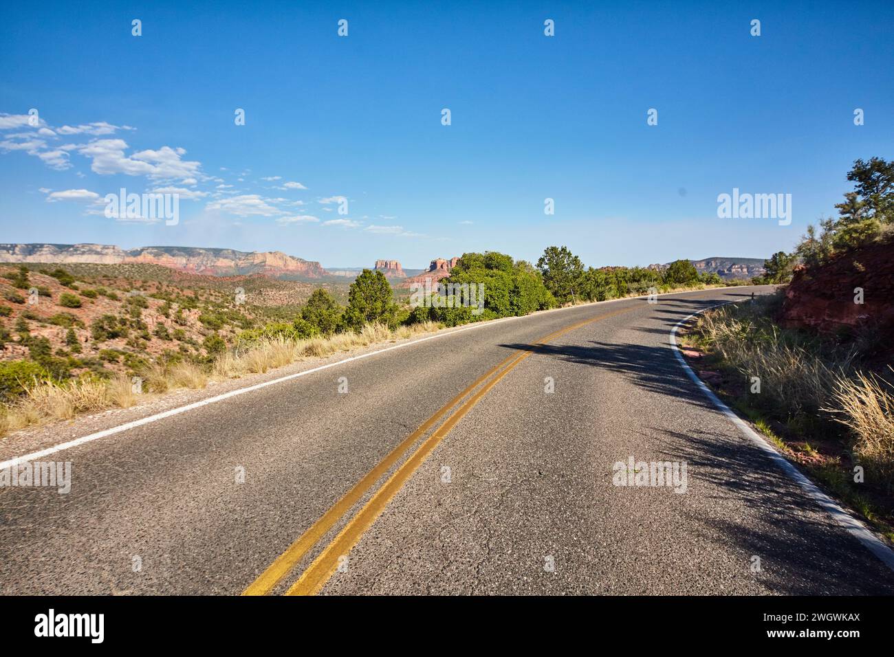Deserted Southwest Road Trip Scenery, Sedona Arizona Stock Photo - Alamy