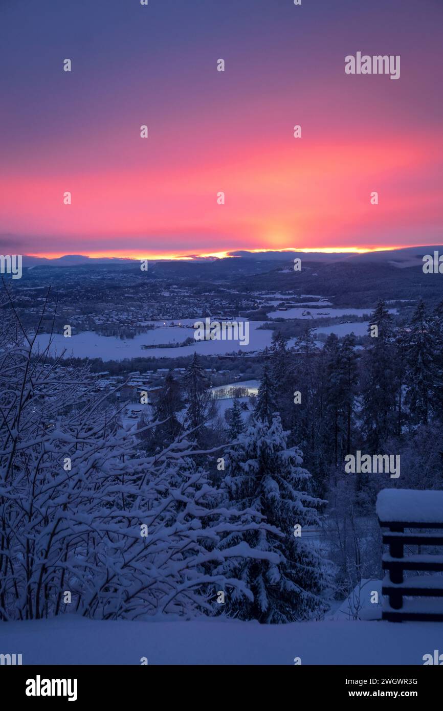 Bright winter colours hi-res stock photography and images - Alamy