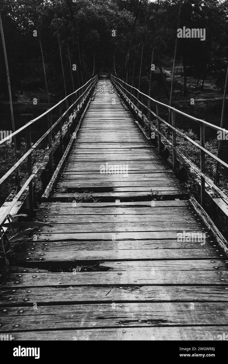 Pier railway bridge Black and White Stock Photos & Images - Alamy