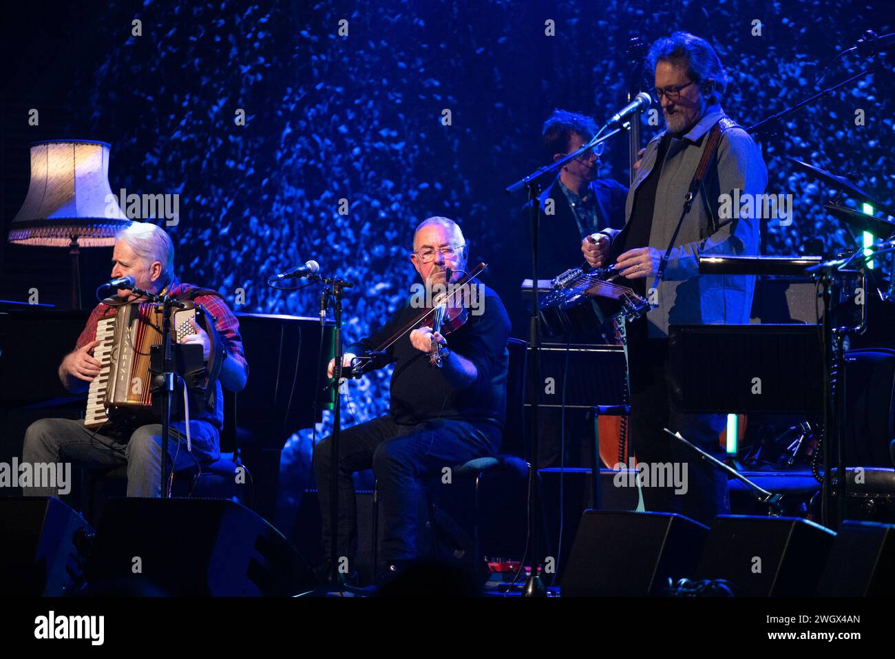 Glasgow Scotland. Aly Bain, Shetland fiddler, and accordian player Phil ...