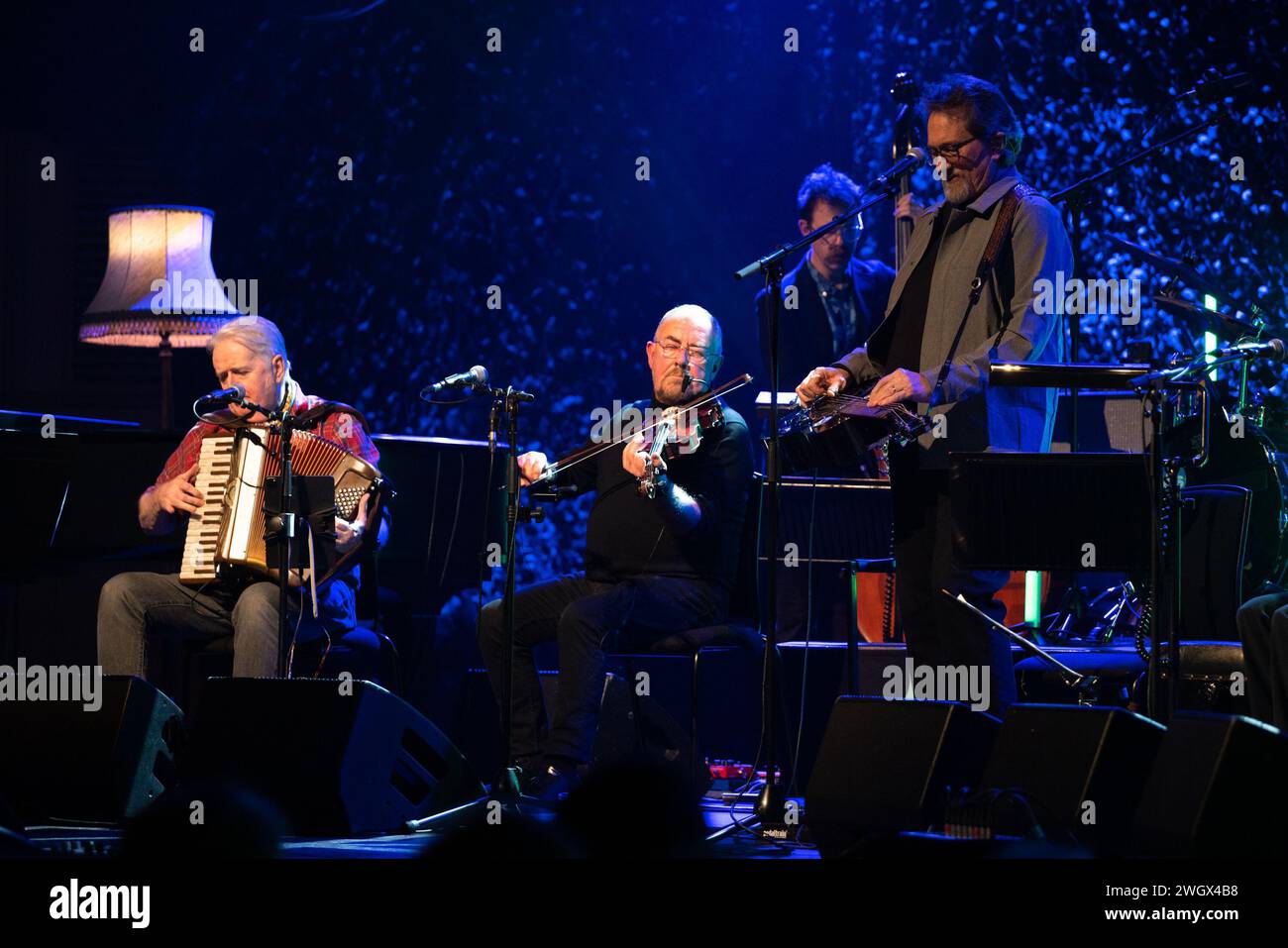 Glasgow Scotland. Aly Bain, Shetland fiddler, and accordian player Phil ...
