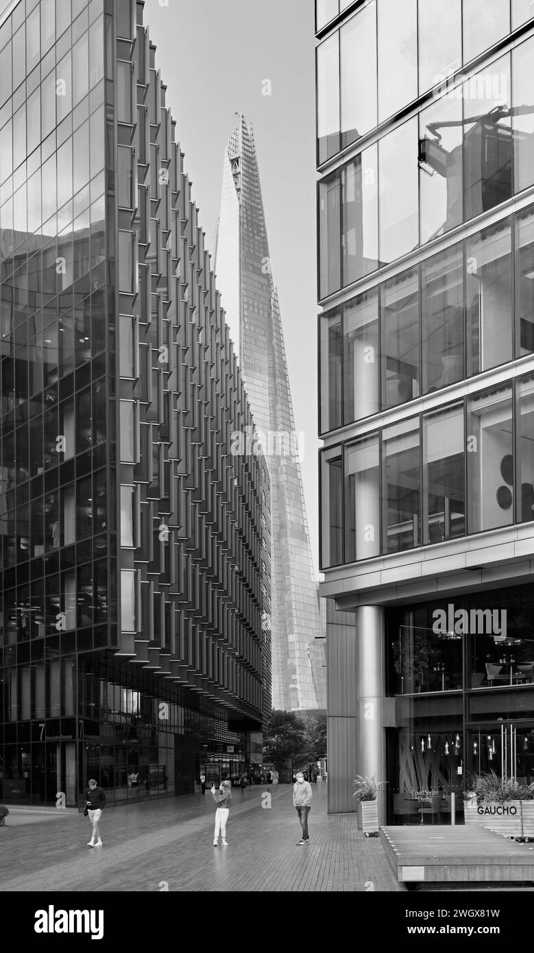 City london floor shard Black and White Stock Photos & Images - Alamy