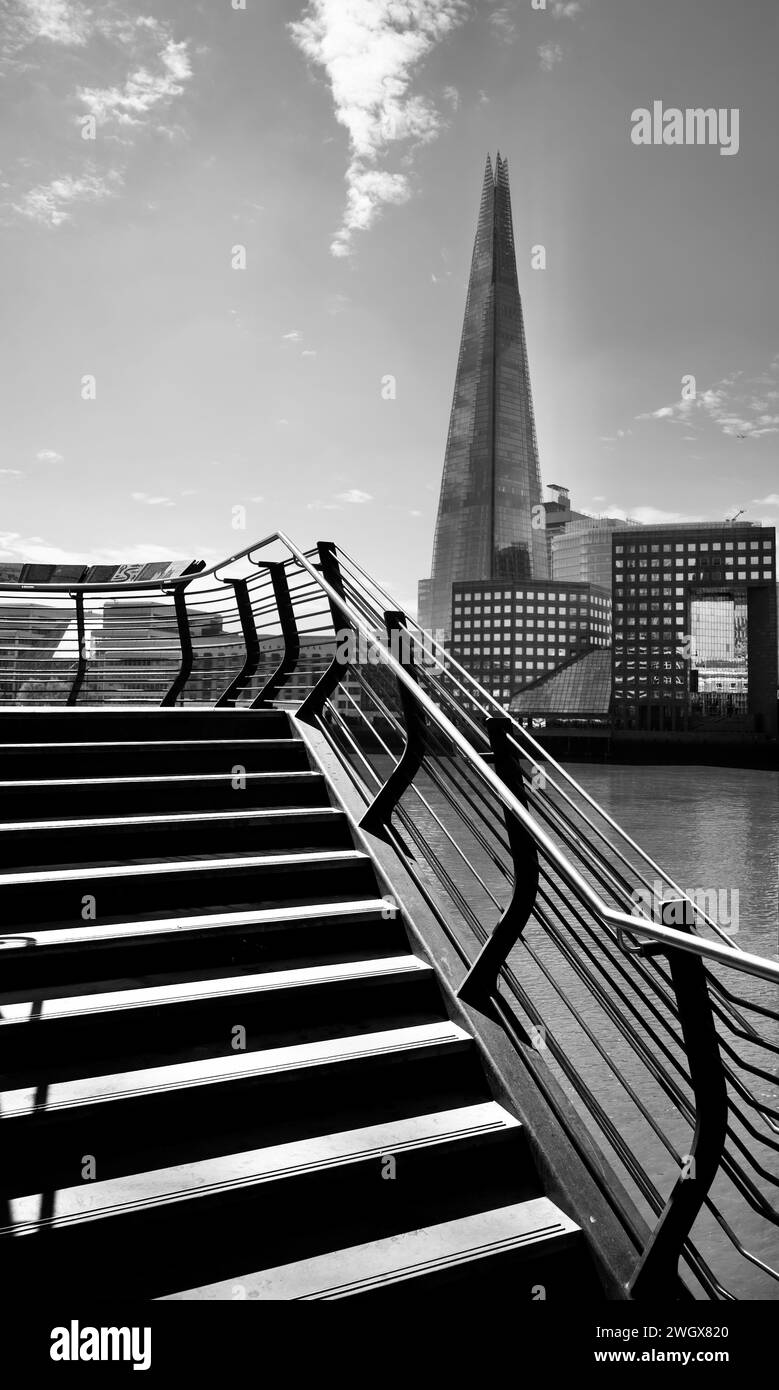 City london floor shard Black and White Stock Photos & Images - Alamy