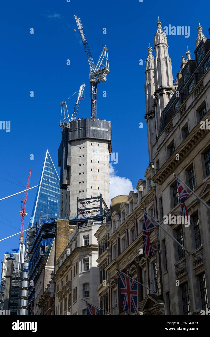 36 storey tower hi-res stock photography and images - Alamy