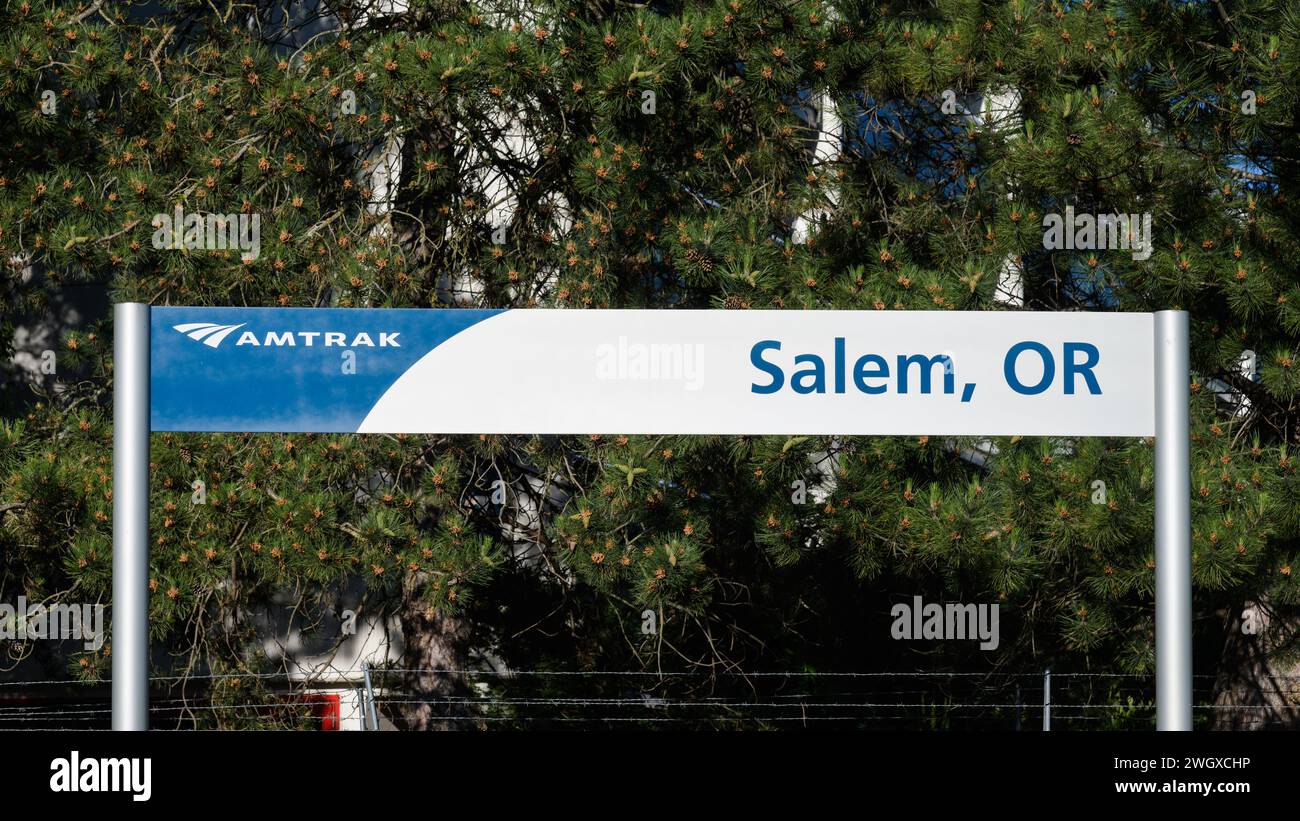 Signpost railway hi-res stock photography and images - Alamy