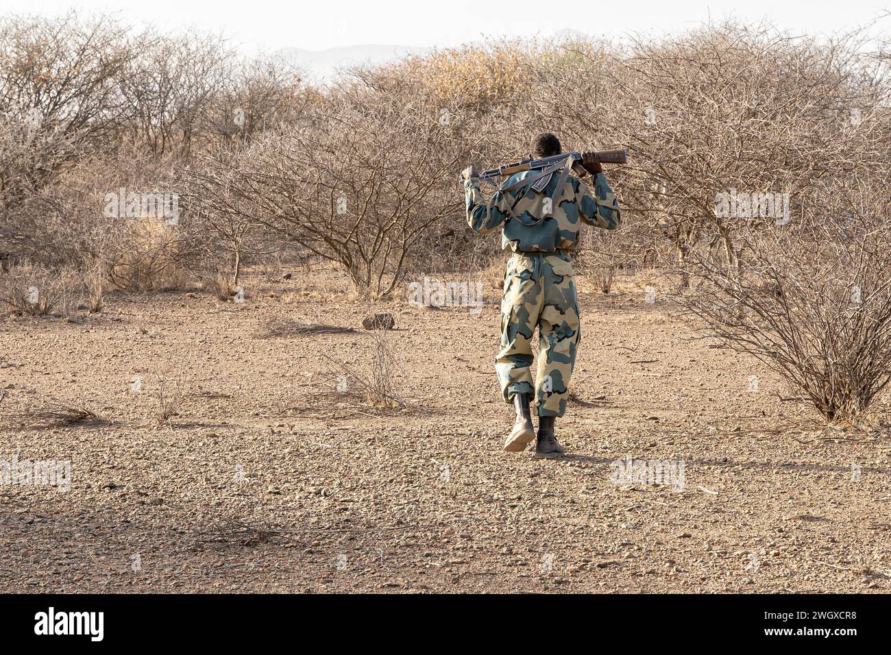 Africa park ranger gun hi-res stock photography and images - Alamy
