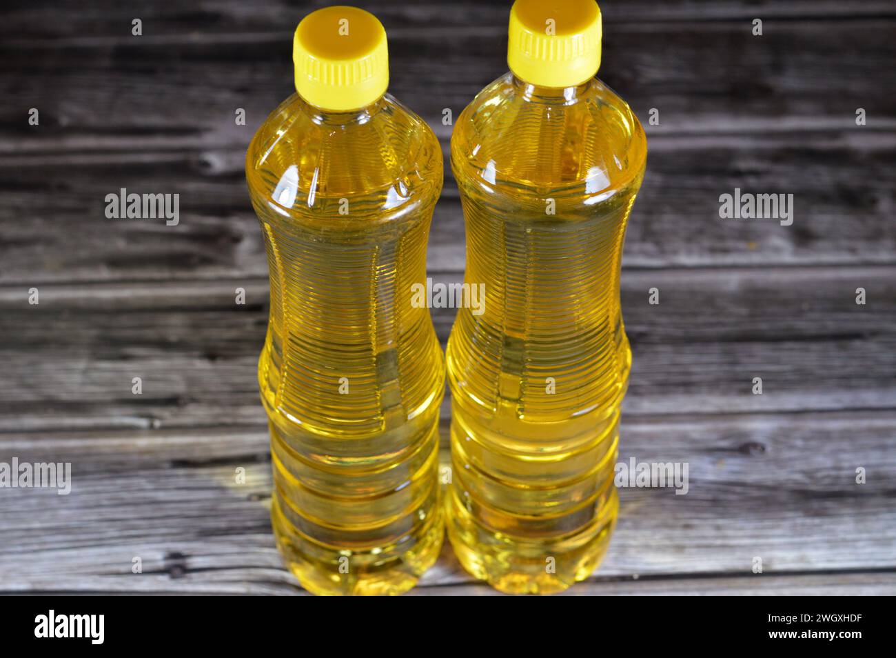 Food table oil, mixture of sunflower, corn, soybean and natural oil ...