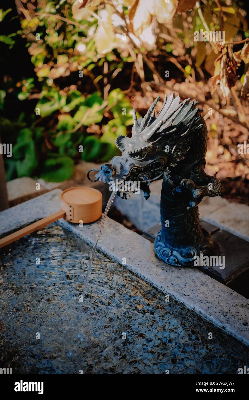 Chozu hi-res stock photography and images - Alamy