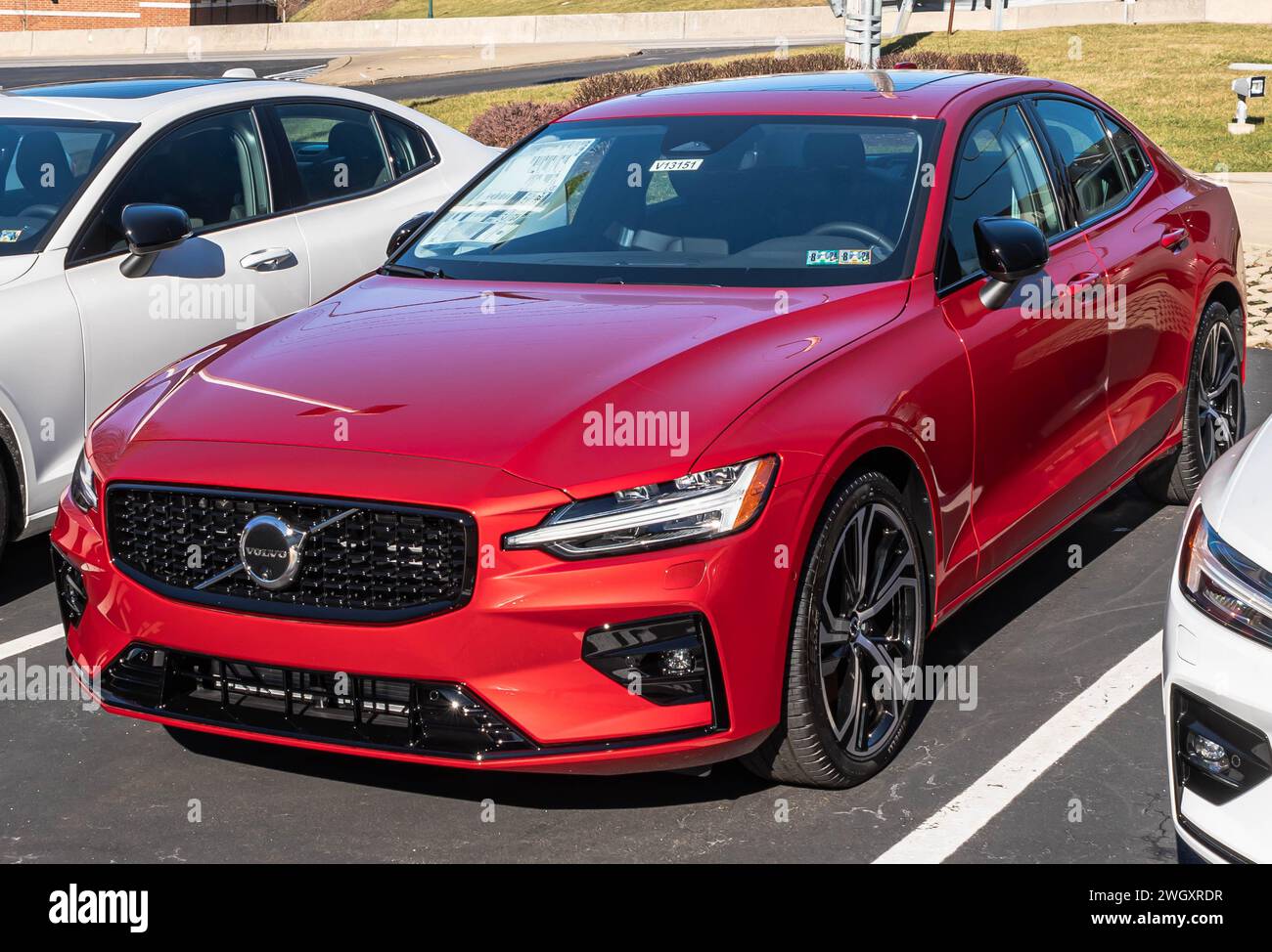 Volvo sedan hi-res stock photography and images - Alamy