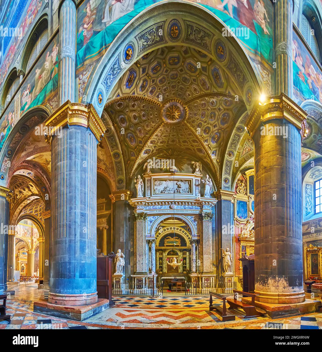 CREMONA, ITALY - APRIL 6, 2022: Richly decorated interior of Santa ...