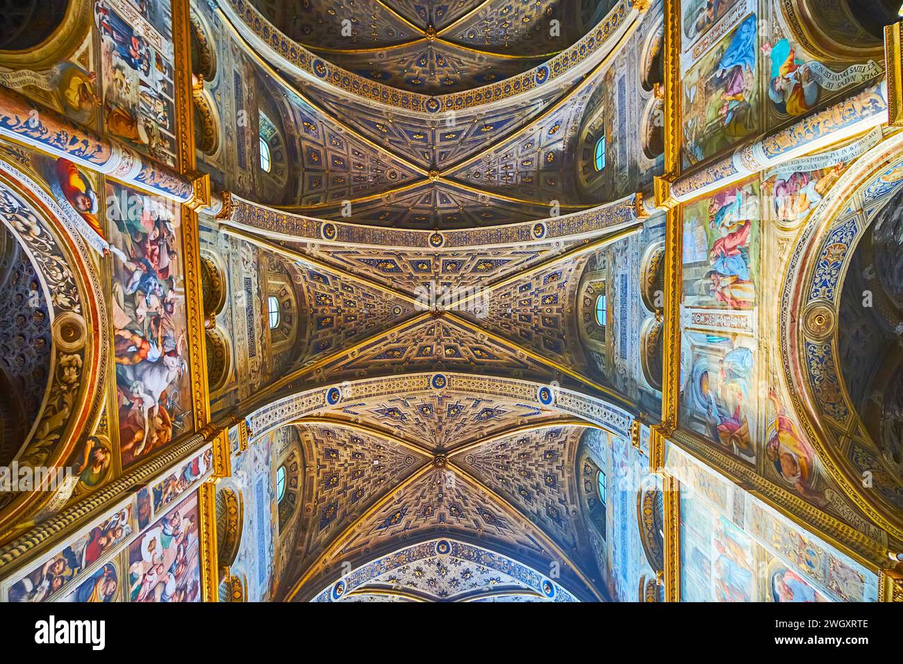 Cattedrale di santa maria assunta cremona hi-res stock photography and ...