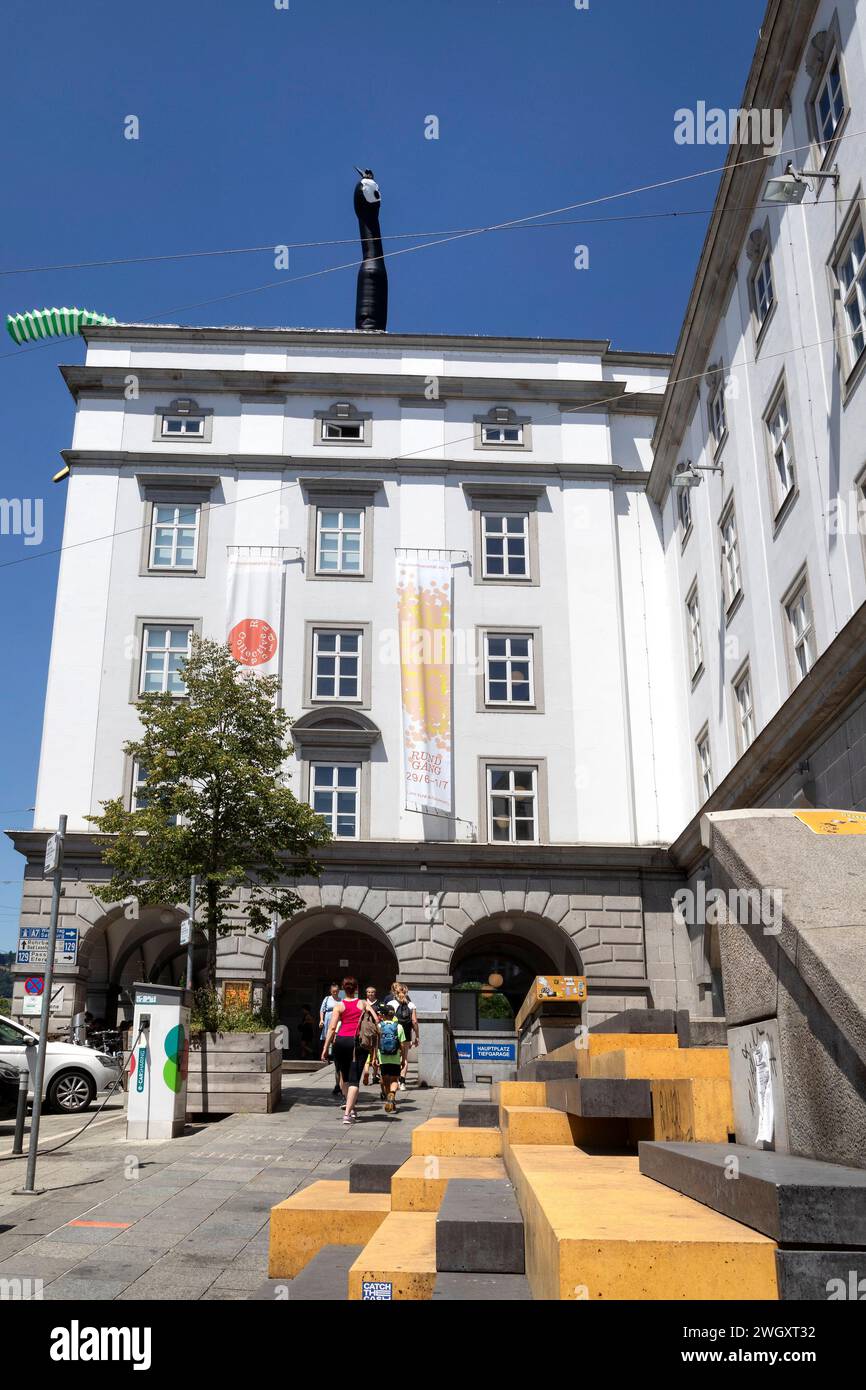 University linz hi-res stock photography and images - Alamy
