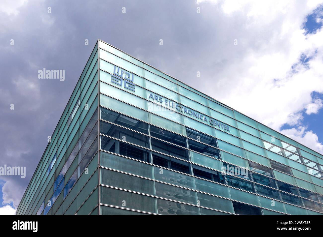 Linz and ars electronica centre hi-res stock photography and images - Alamy
