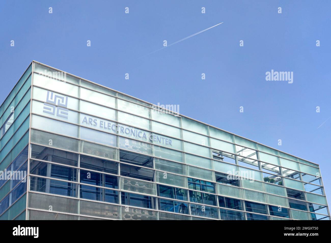 Linz and ars electronica centre hi-res stock photography and images - Alamy