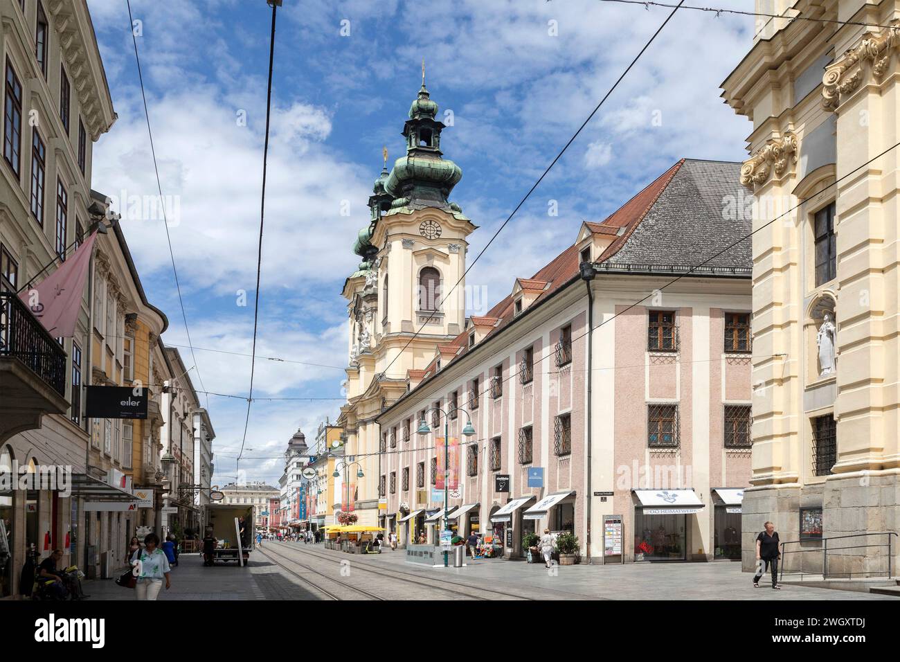 Austrian kirchen hi-res stock photography and images - Alamy