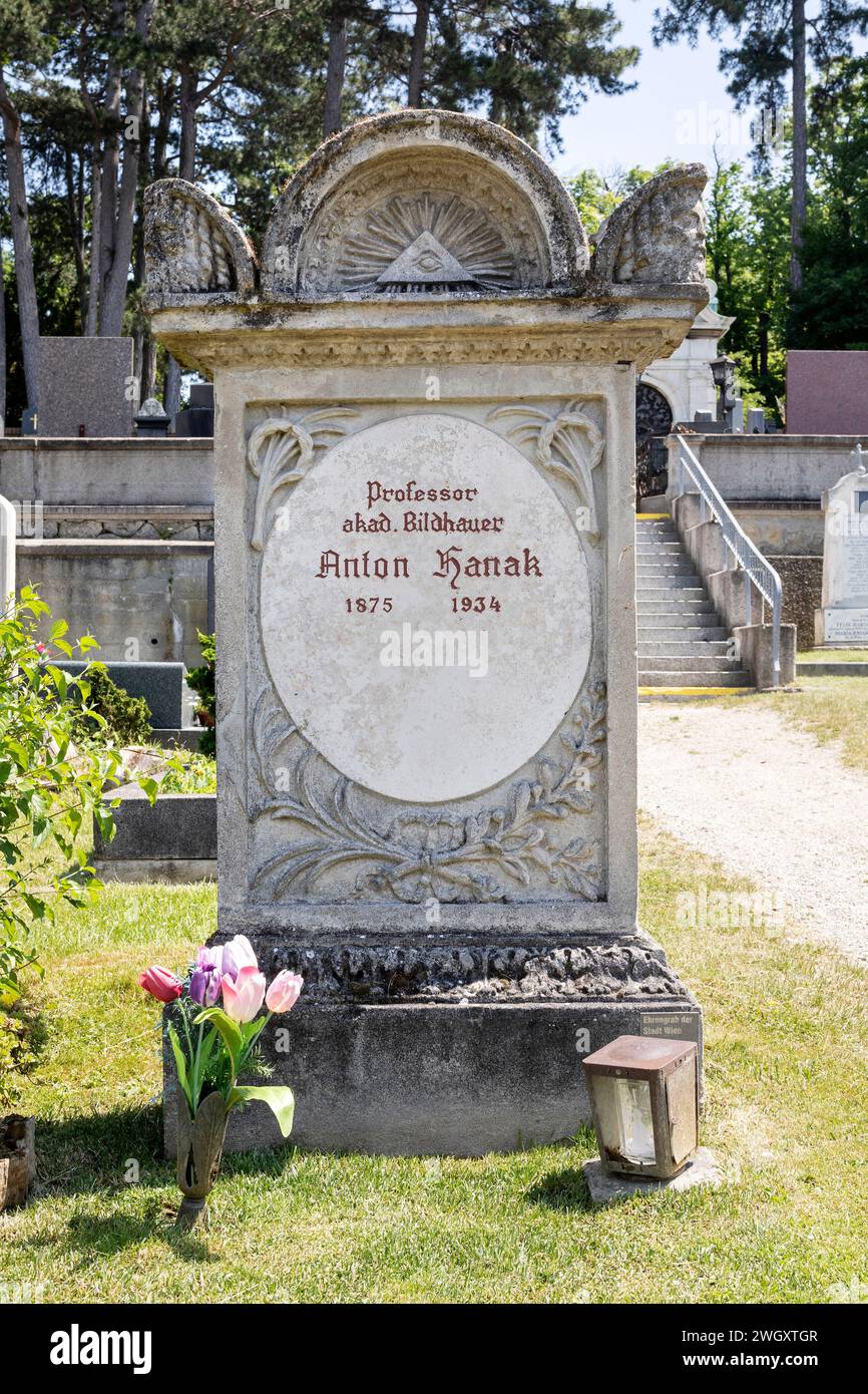 Anton Hanak, Professor Of Academic Sculptor, Honorary Tomb At ...