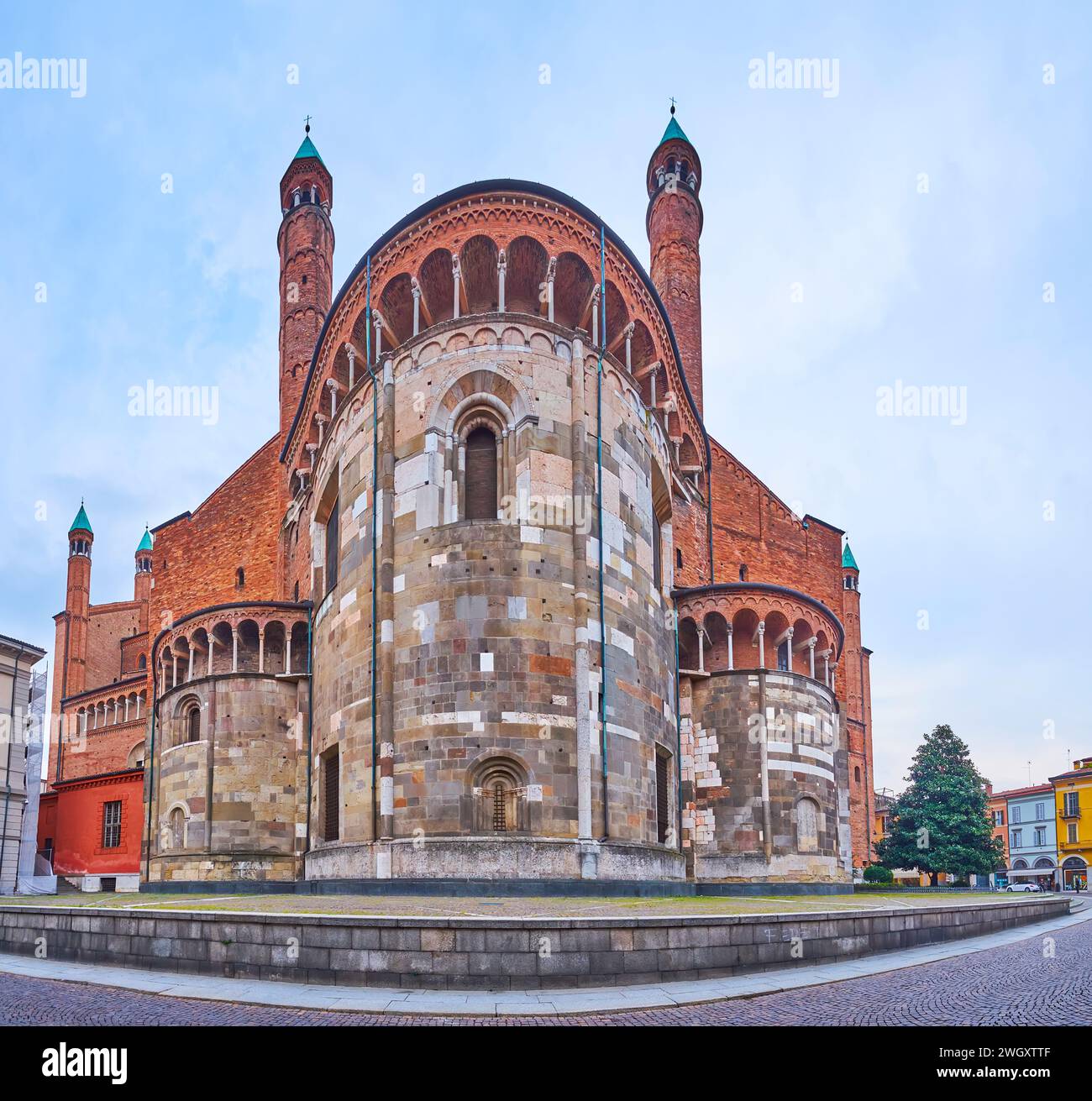 Largo boccaccino hi-res stock photography and images - Alamy
