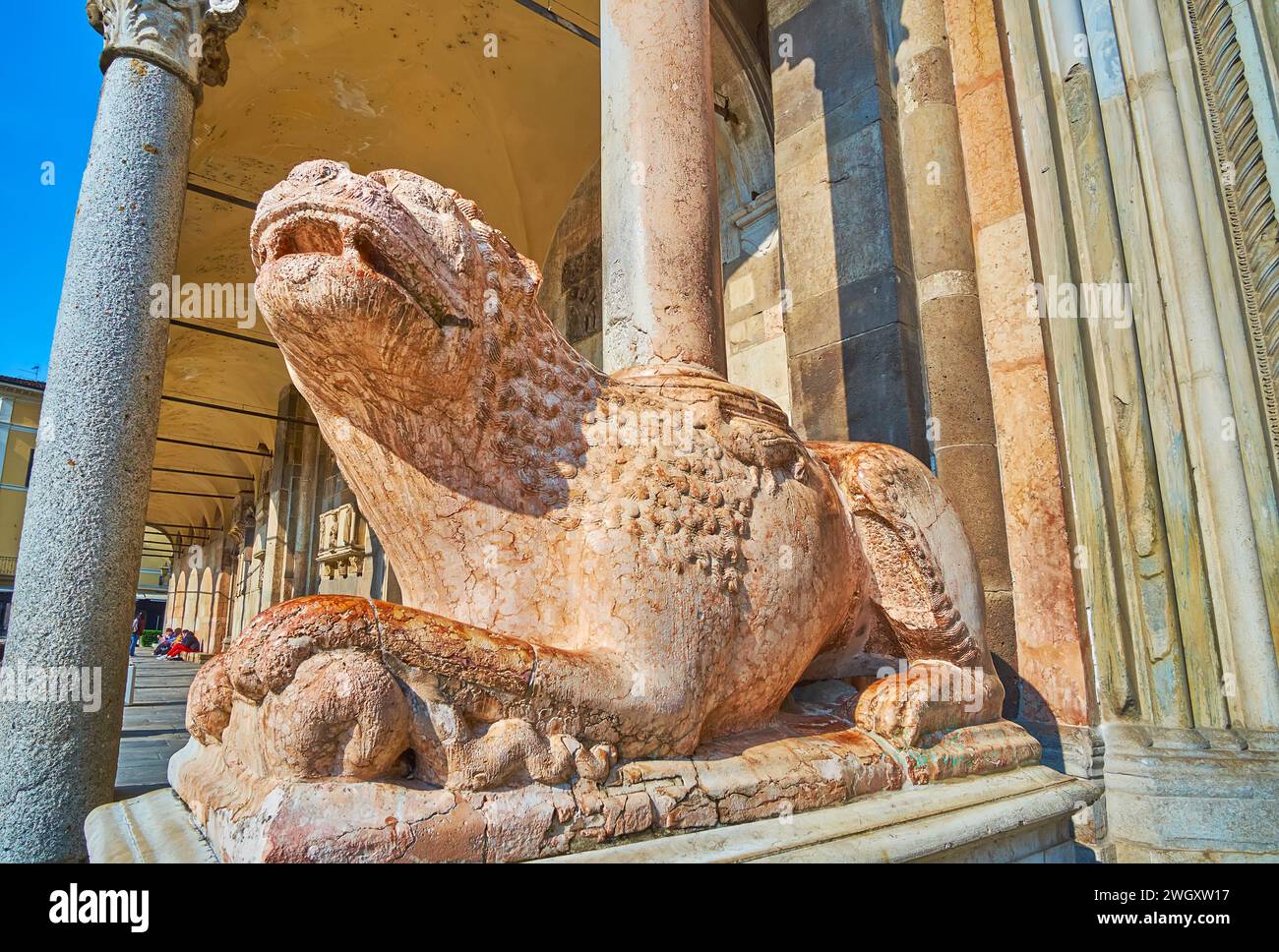 The entrance gate of Cremona Cathedral is decorated with antique stone ...