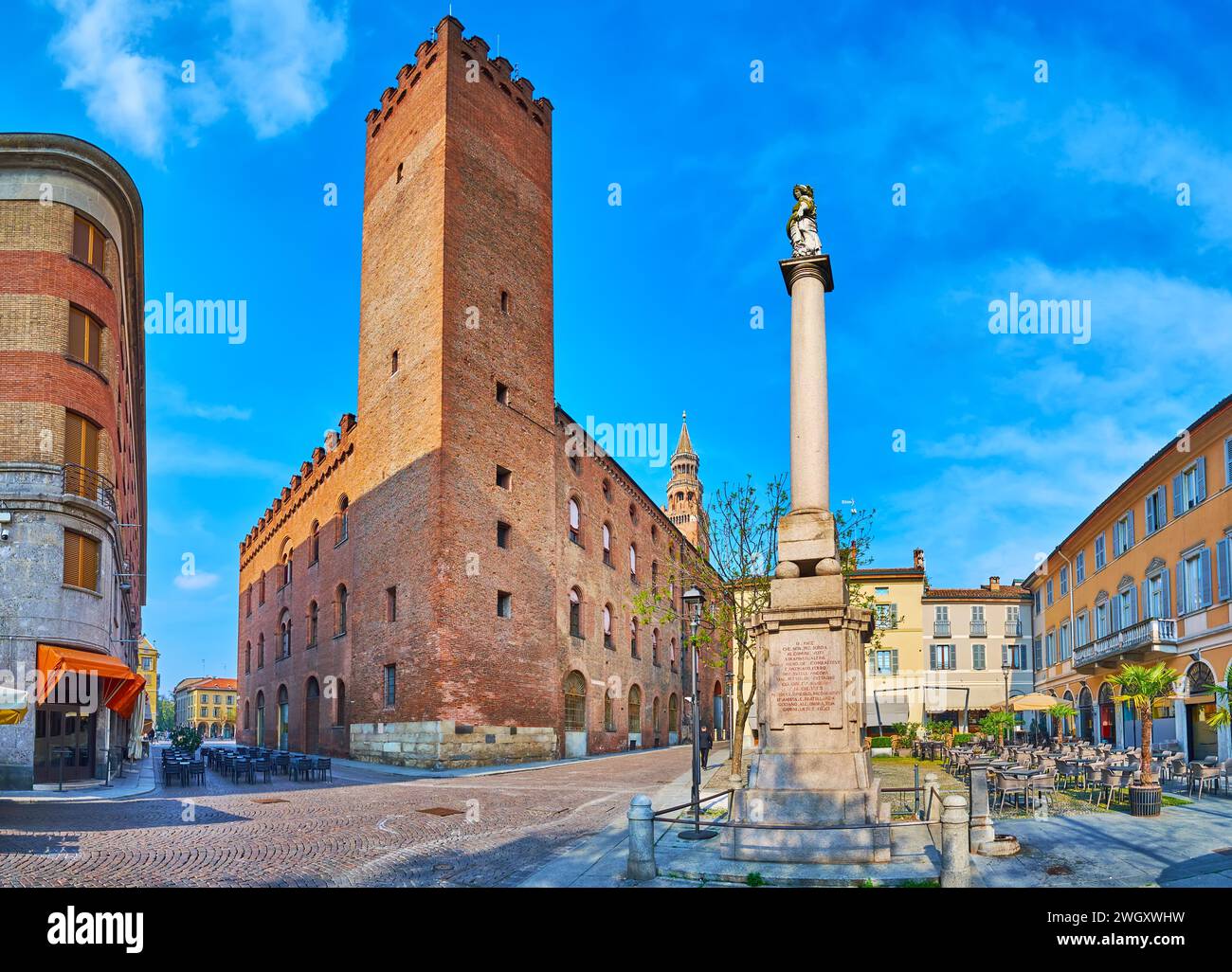 Statua della pace hi-res stock photography and images - Alamy