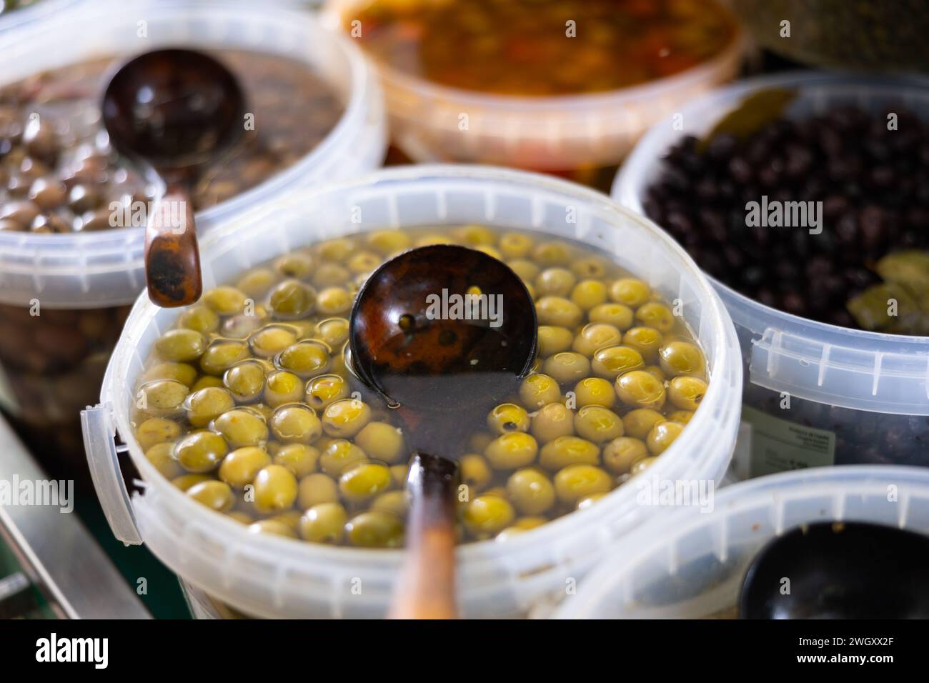 Spanish olives bucket hi-res stock photography and images - Alamy