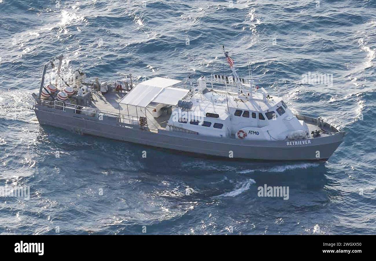 ATMO support vessel Retriever picks up exercise mines after helicopters ...