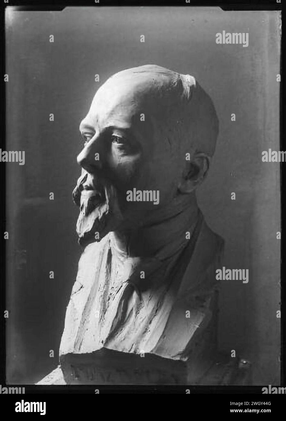 August Falise - Borstbeeld van Theo van Delft (1916) - 02 Stock Photo ...