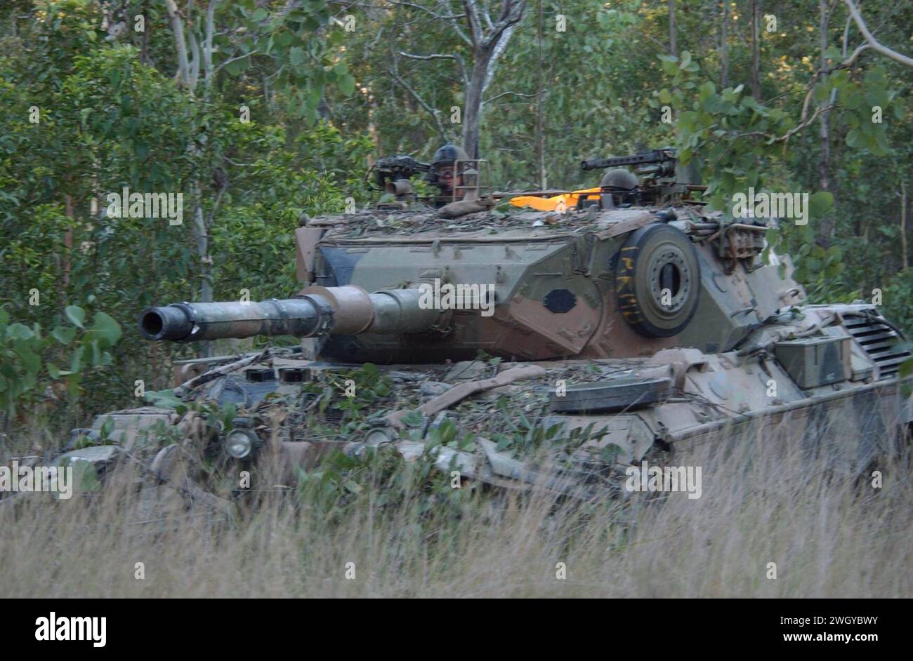 Leopard as1 tank hi-res stock photography and images - Alamy