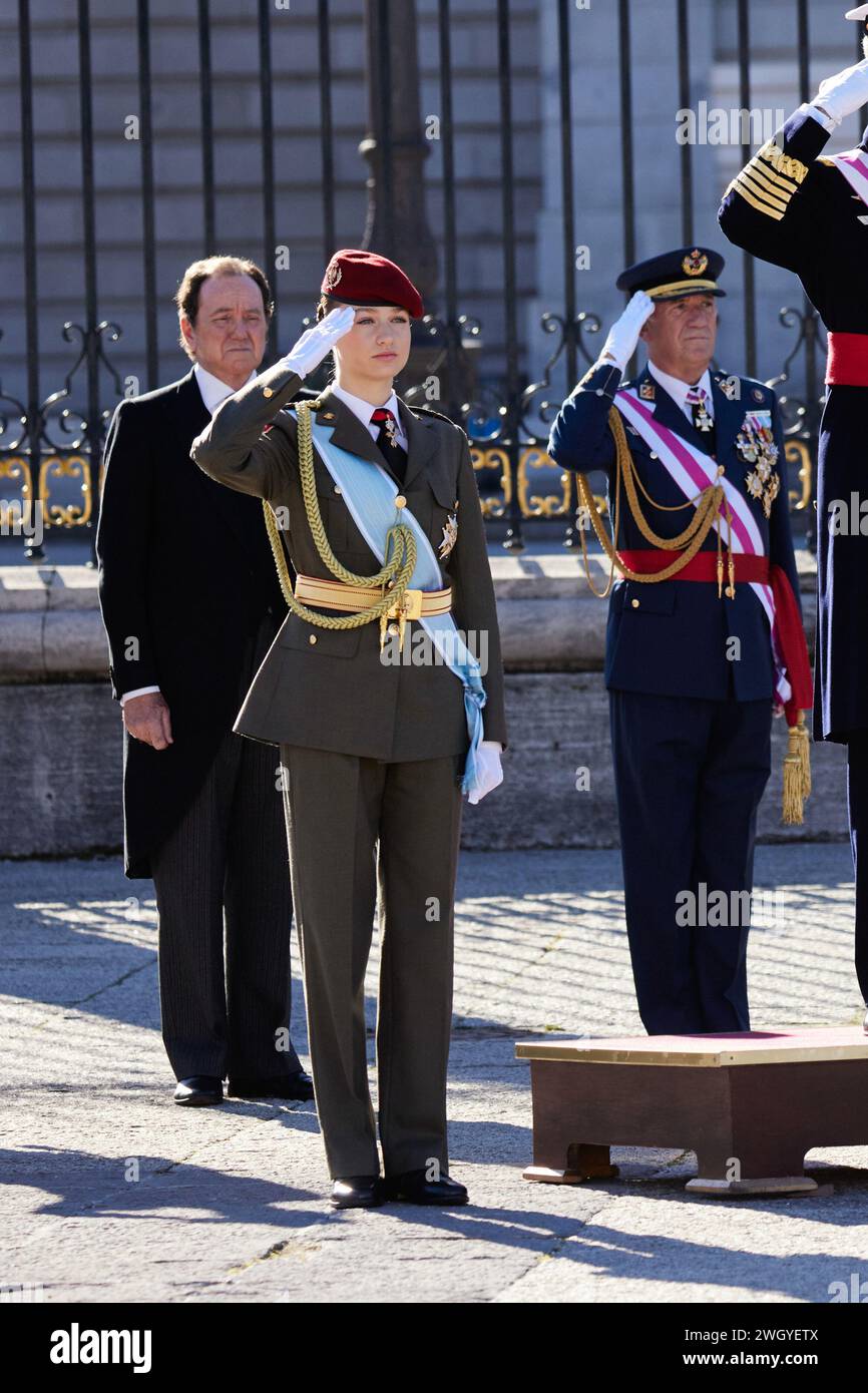 Crown princess leonor of spain hi-res stock photography and images - Alamy