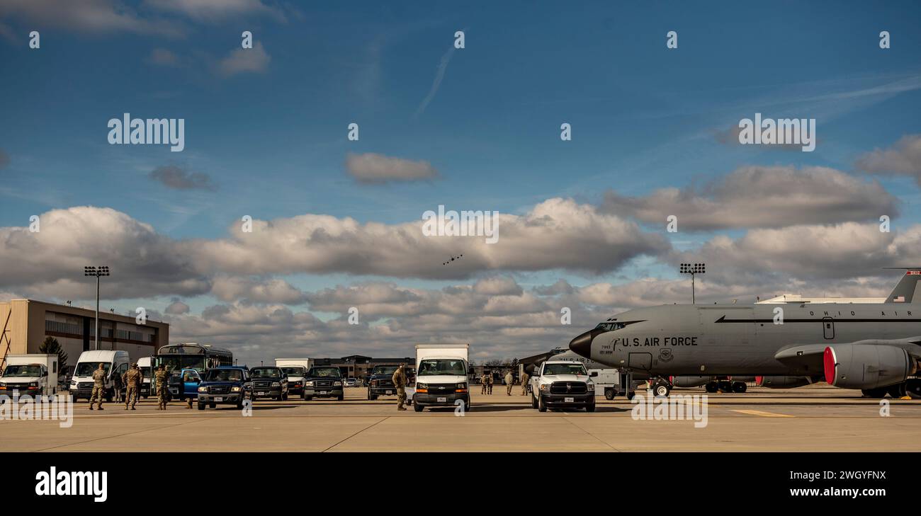 Airmen of the 121st Air Refueling Wing arrive home from deployment to a ...