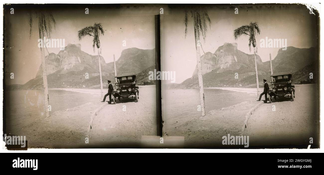 Avenida Niemeyer; ao fundo, a Pedra da Gávea Stock Photo - Alamy