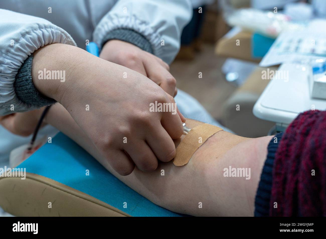 Enshi, China. 07th Feb, 2024. ENSHI, CHINA - FEBRUARY 1, 2024 - A blood ...