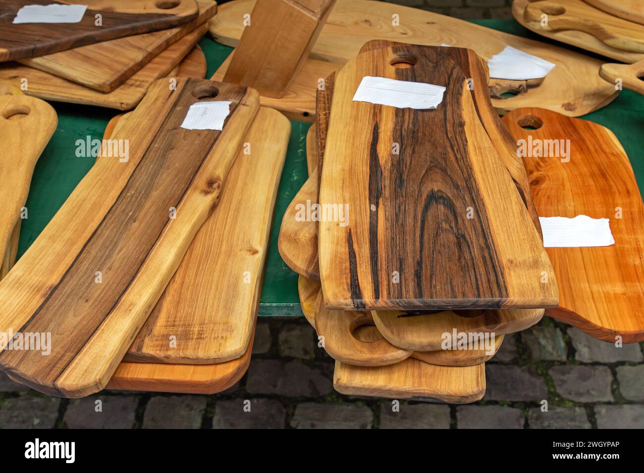 Handmade art and craft olive tree wooden chopping boards on market ...