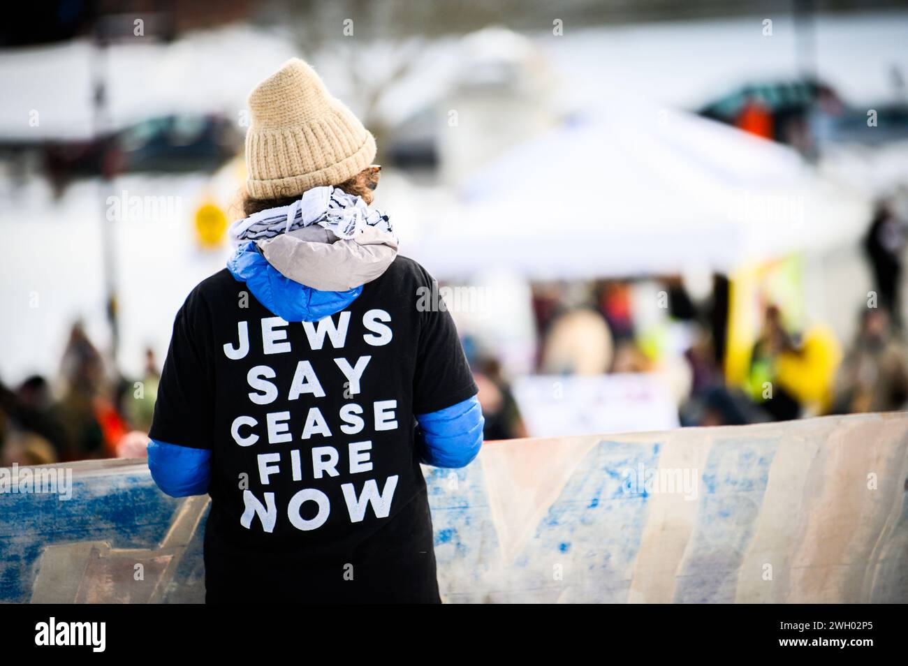 Photo showing jewish calls for gaza ceasefire hi-res stock photography ...