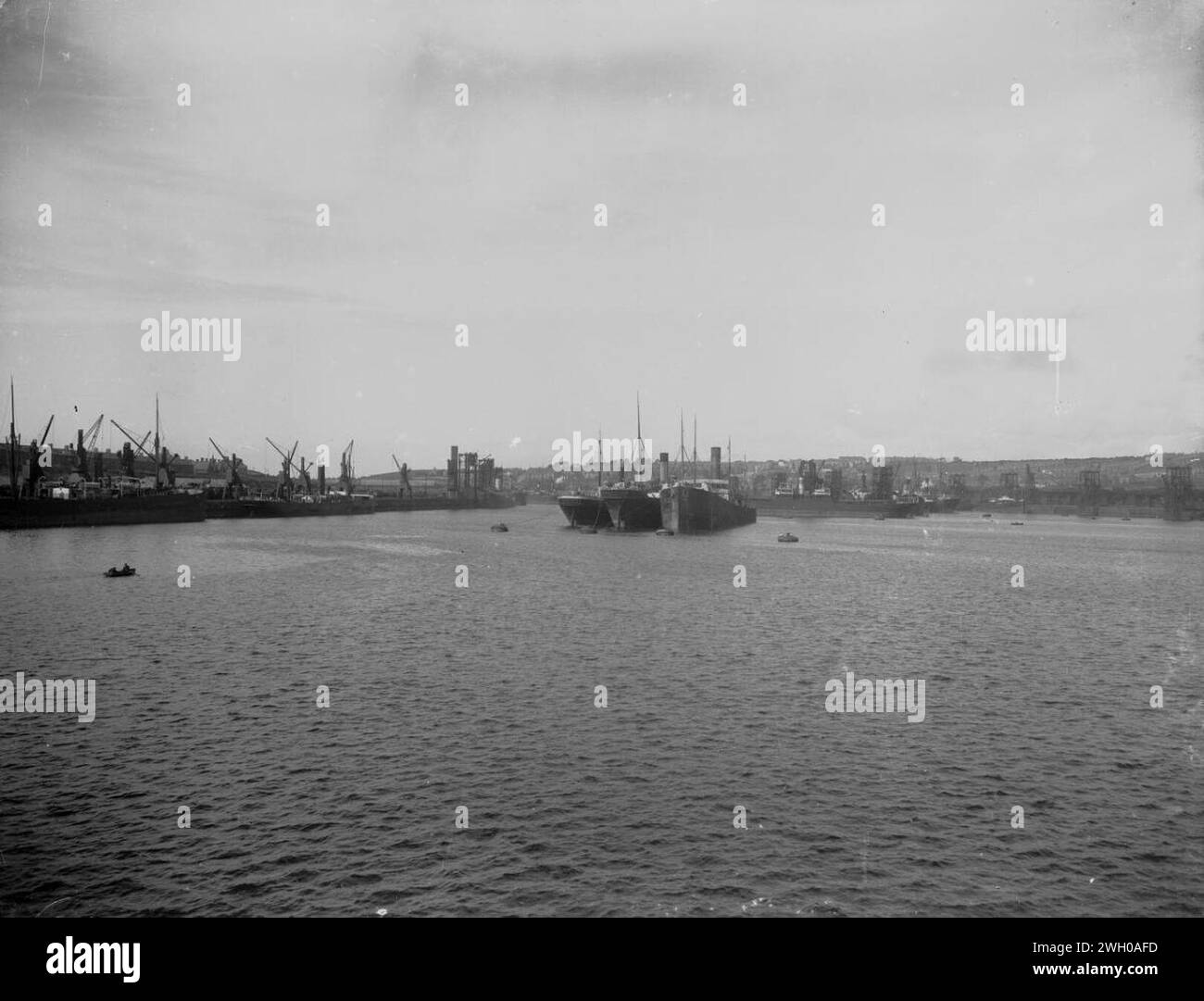 Barry docks hi-res stock photography and images - Alamy