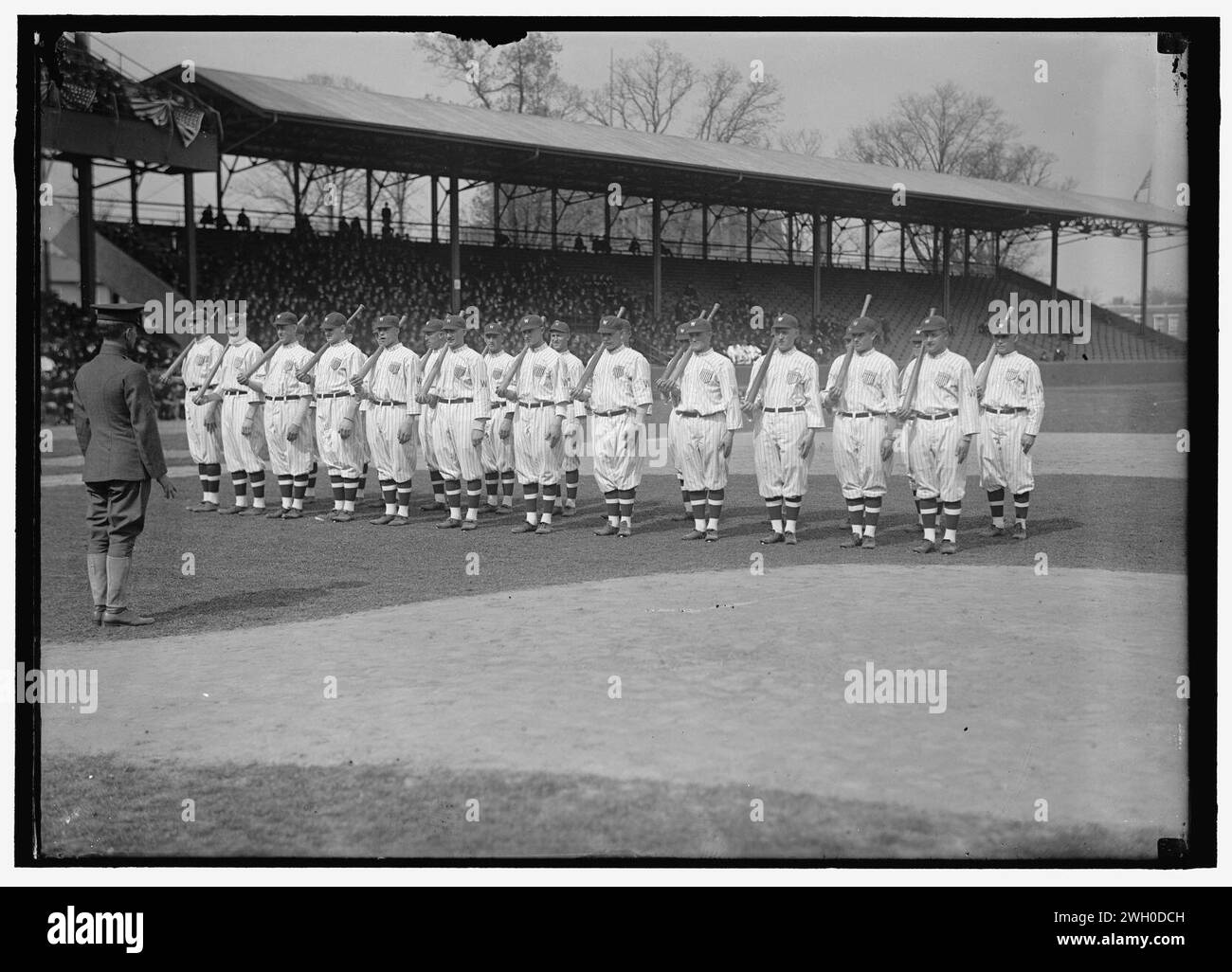 BASEBALL, PROFESSIONAL. OPENING GAME Stock Photo - Alamy