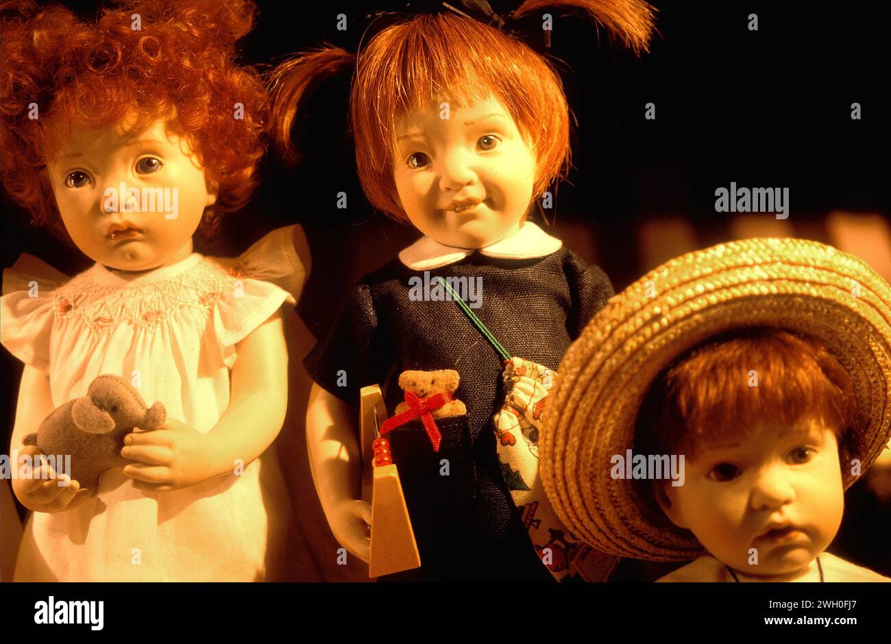 Rag dolls display hi-res stock photography and images - Alamy