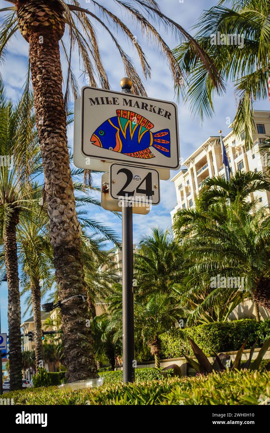 Fish-decorated mile marker in Clearwater, Florida Stock Photo - Alamy