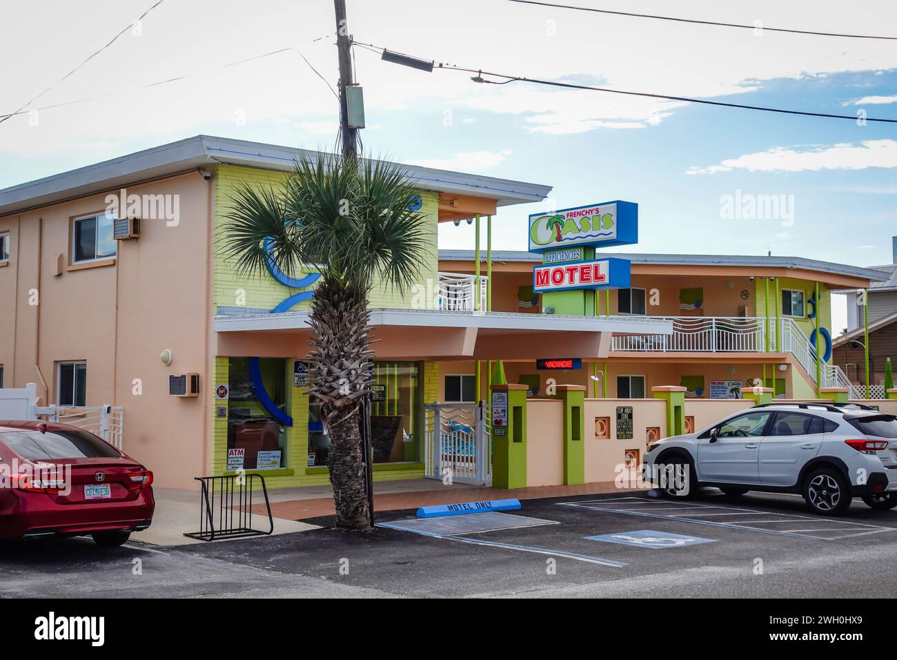 Budget-friendly motel in Clearwater, Florida Stock Photo - Alamy