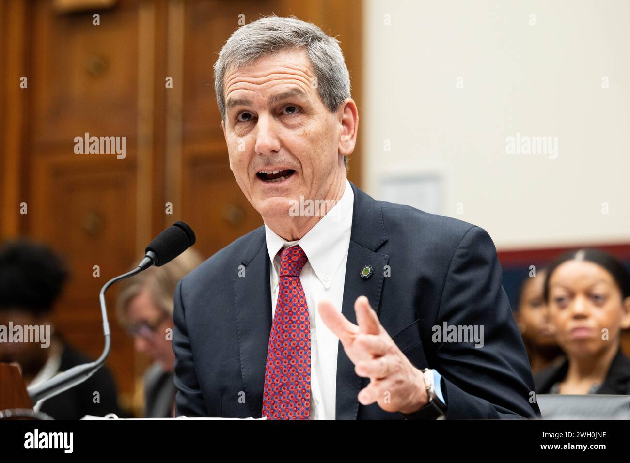 Infrastructures subcommittee hi-res stock photography and images - Alamy