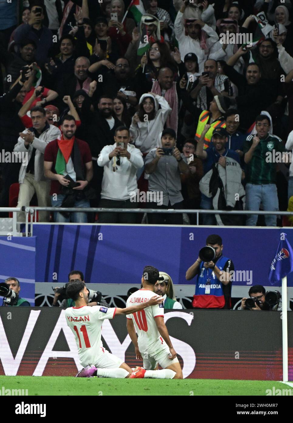 Al Rayyan, Qatar. 6th Feb, 2024. Jordan's Mousa Altamari (front R ...