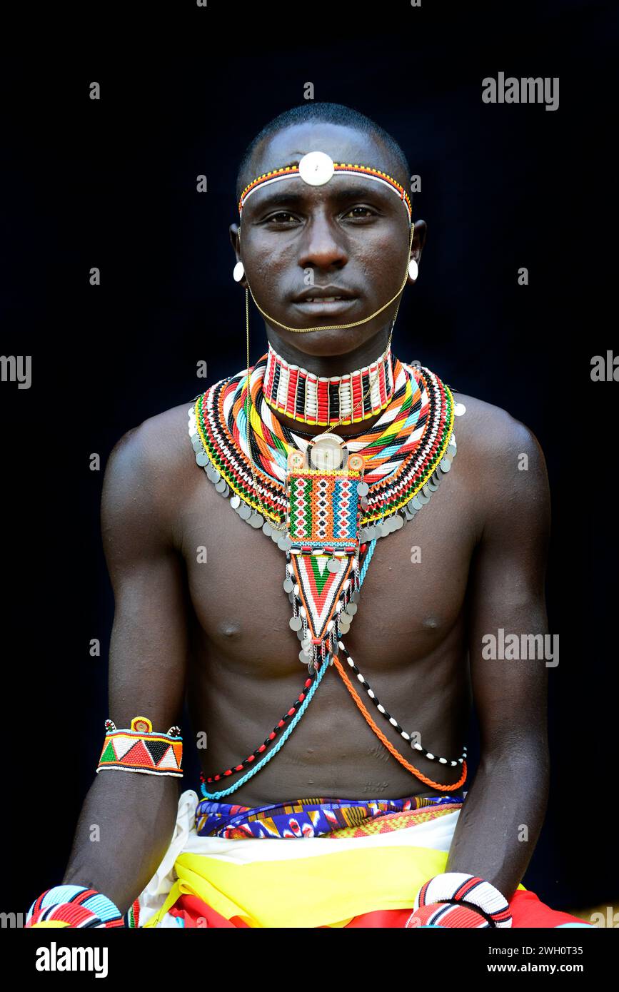 Africa kenya samburu warrior portrait hi-res stock photography and ...