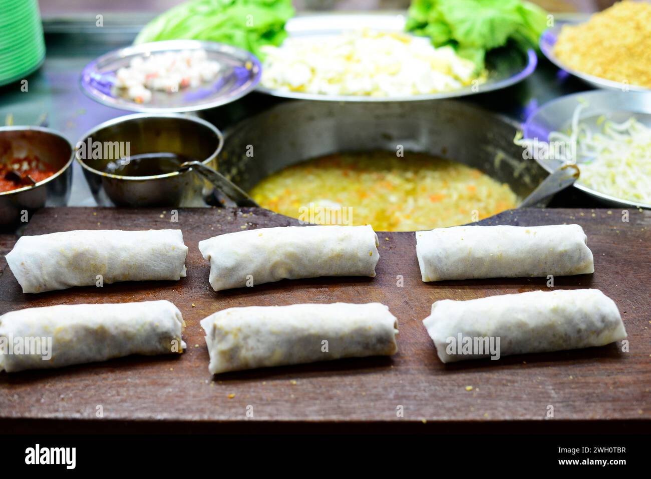 Popiah is a large spring roll popular in Singapore Stock Photo - Alamy