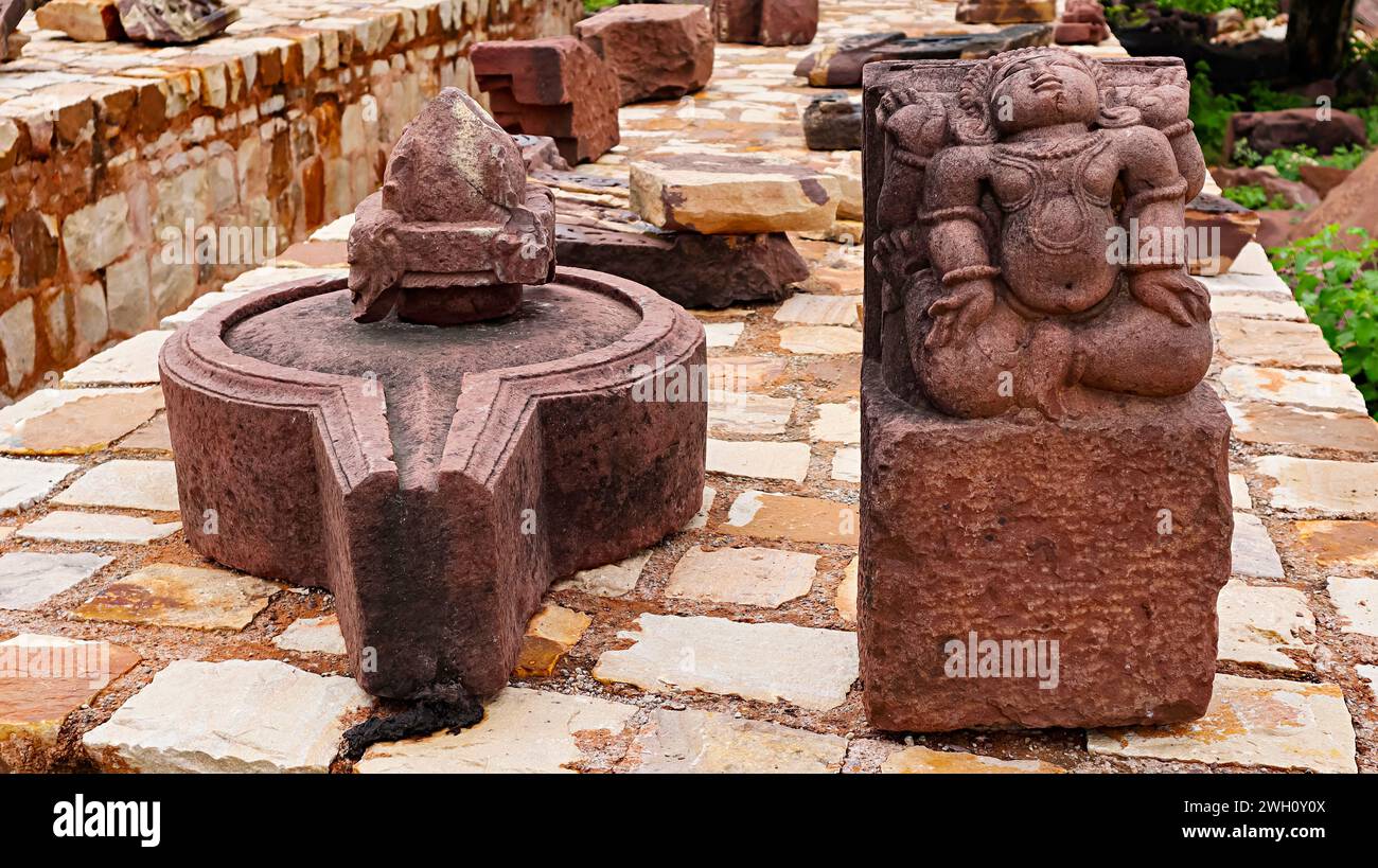 Ruin Shiva Linga and Kichak in the Campus of Char Khamba Jain Temple ...
