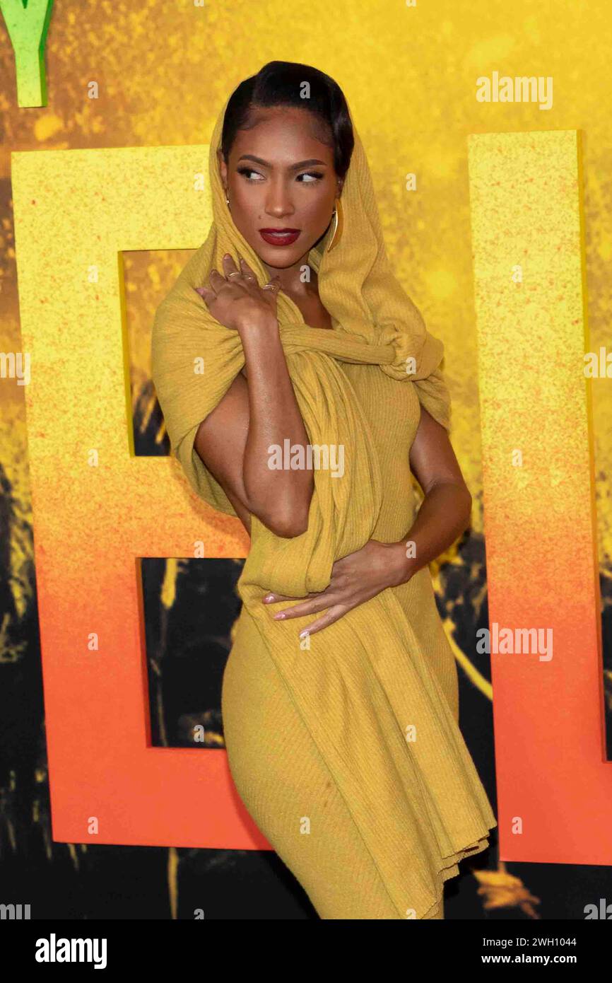 Los Angeles, USA. 06th Feb, 2024. Naomi Cowan attends the arrivals of ...