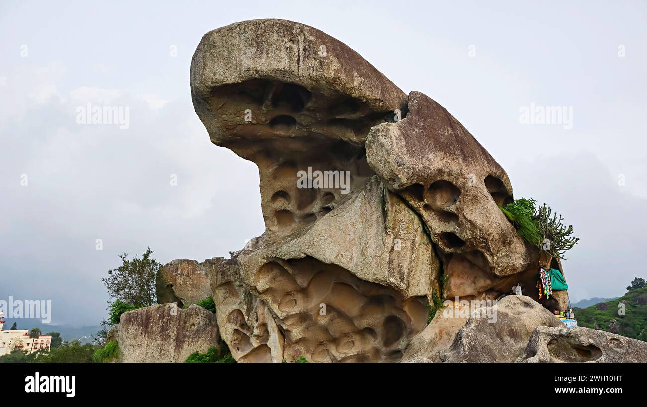 View of Toad Rock Near Nakki Lake, Mount Abu, Rajasthan, India Stock ...