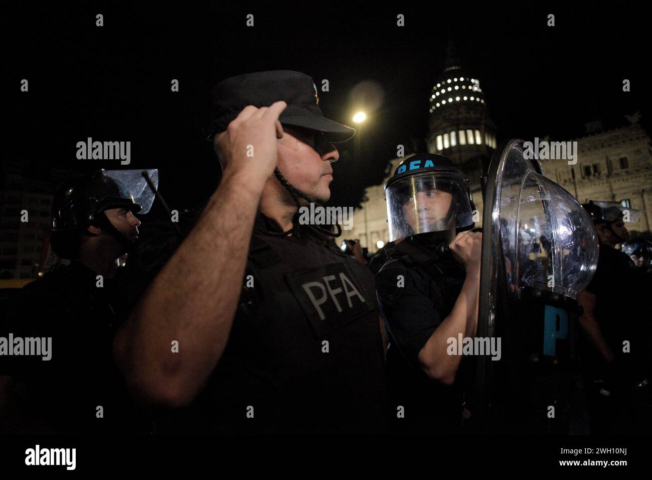 Anti picket protocol hi-res stock photography and images - Alamy