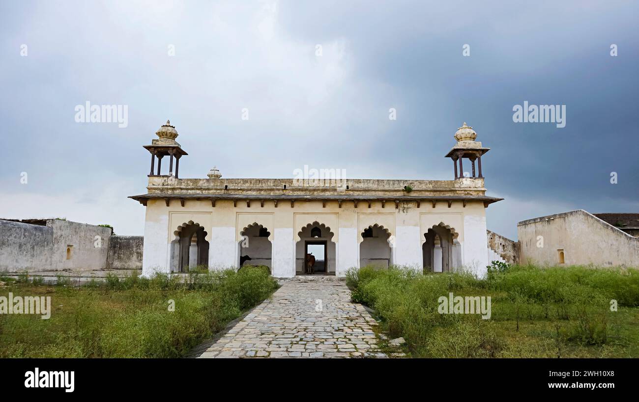Mandalgarh fort hi-res stock photography and images - Alamy