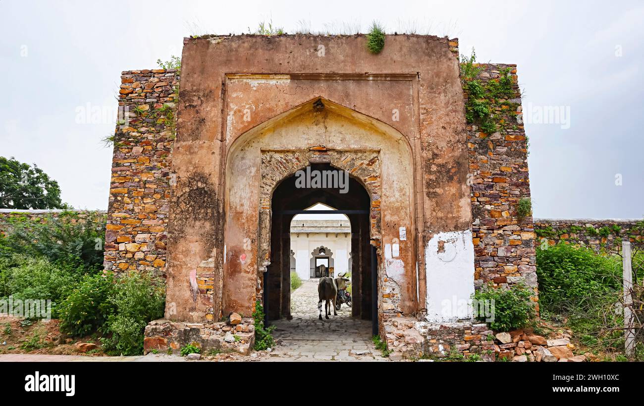 Mandalgarh fort palace hi-res stock photography and images - Alamy