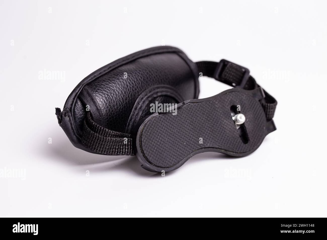 Black leather camera hand strap with metal carabiner. Comfortable ...